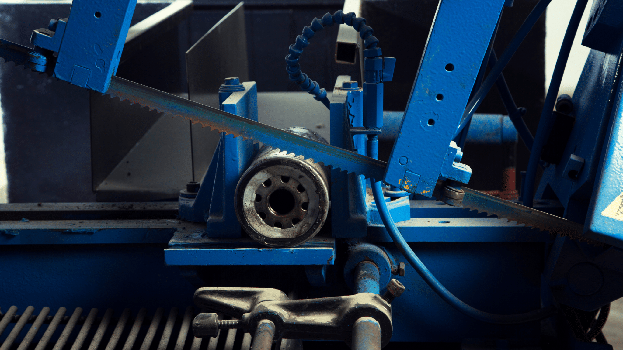 How to Cut Metal: Easy Methods and Tools